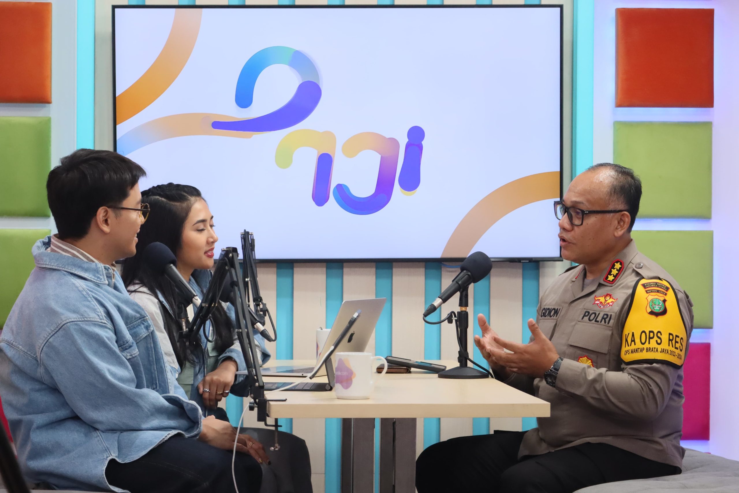 Jumat Curhat, Warga Lapor Ke Kapolres Jakut soal Air mati hingga Tawuran - Tribratanews Polda ...