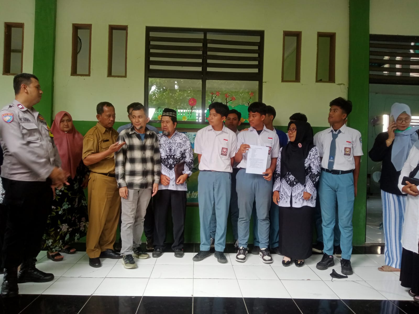 Kanit Binmas Lakukan Problem Solving Terkait Bullying/perundungan yang ...