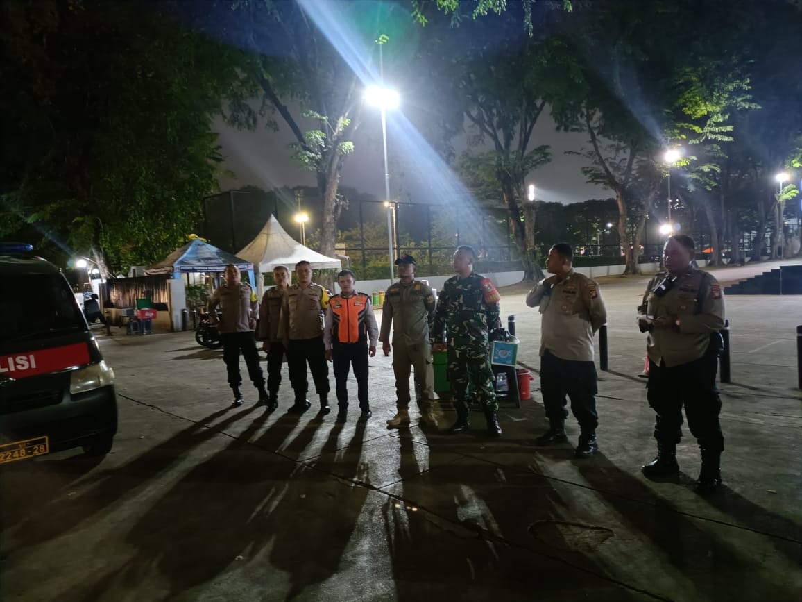Polsek Sawah Besar Bersama Unsur Tiga Pilar Cegah Kejahatan Malam Hari ...