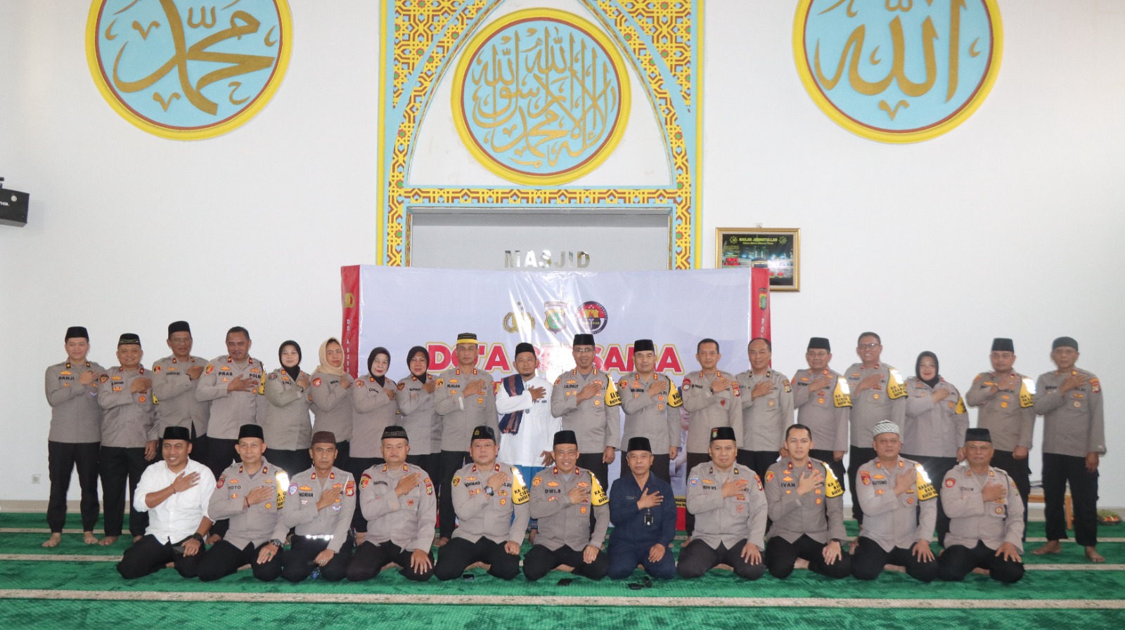 Polres Metro Jakarta Timur gelar doa bersama dalam rangka Pilkada Damai tahun 2024 ...