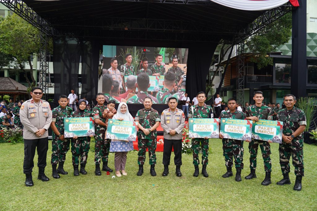 Kapolda Metro Jaya Hadiri Syukuran HUT ke-75 Kodam Jaya Jayakarta - Tribratanews Polda Metro Jaya