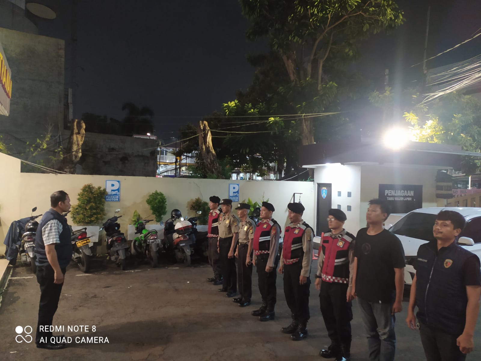 Tekan tindak kriminalitas malam hari, Polsek Matraman gelar Operasi Cipta kondisi - Tribratanews ...