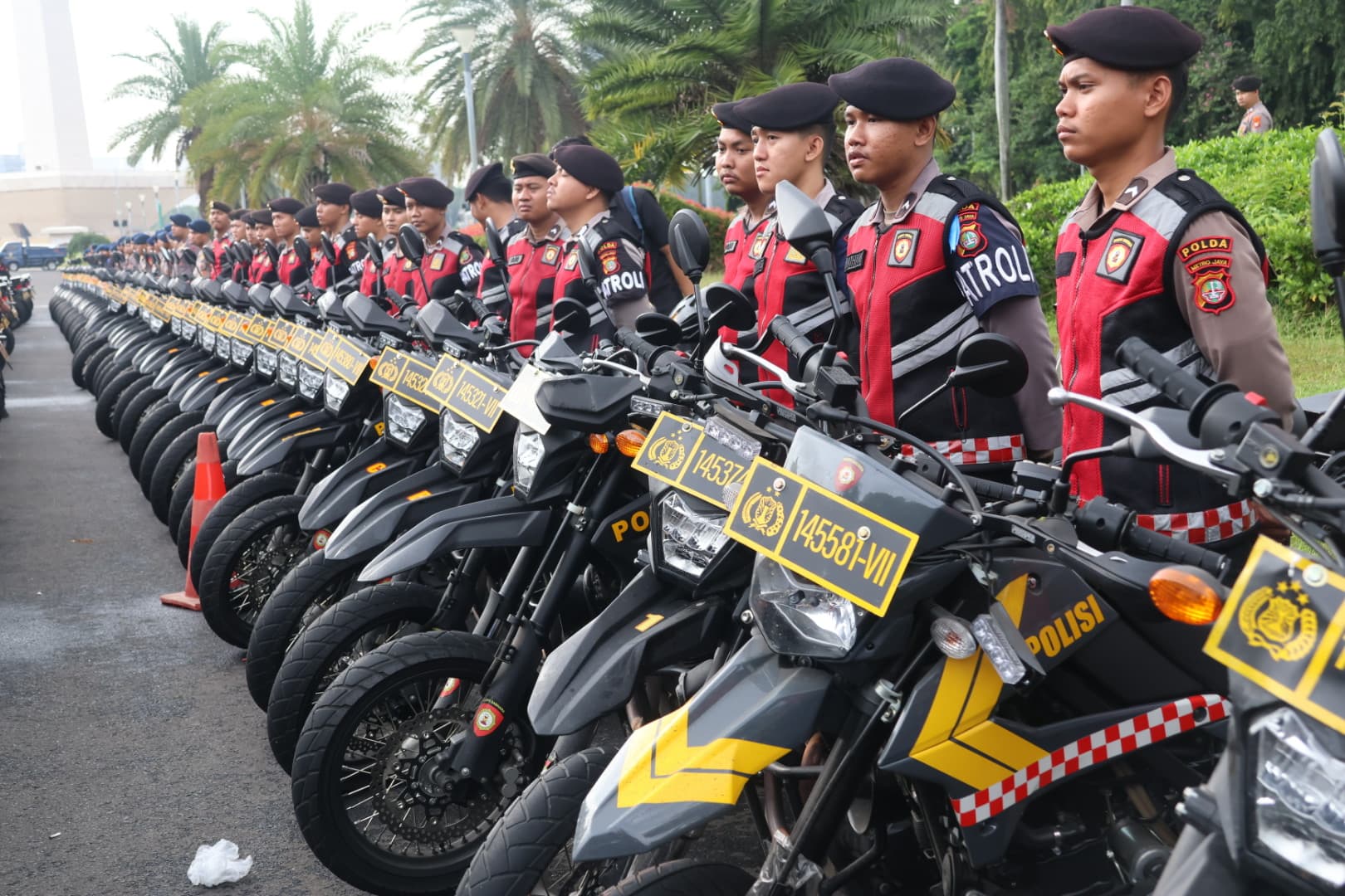 Atasi Kemacetan Jakarta, Polda Metro Siapkan Tim Pemecah Macet di Titik Rawan - Tribratanews ...