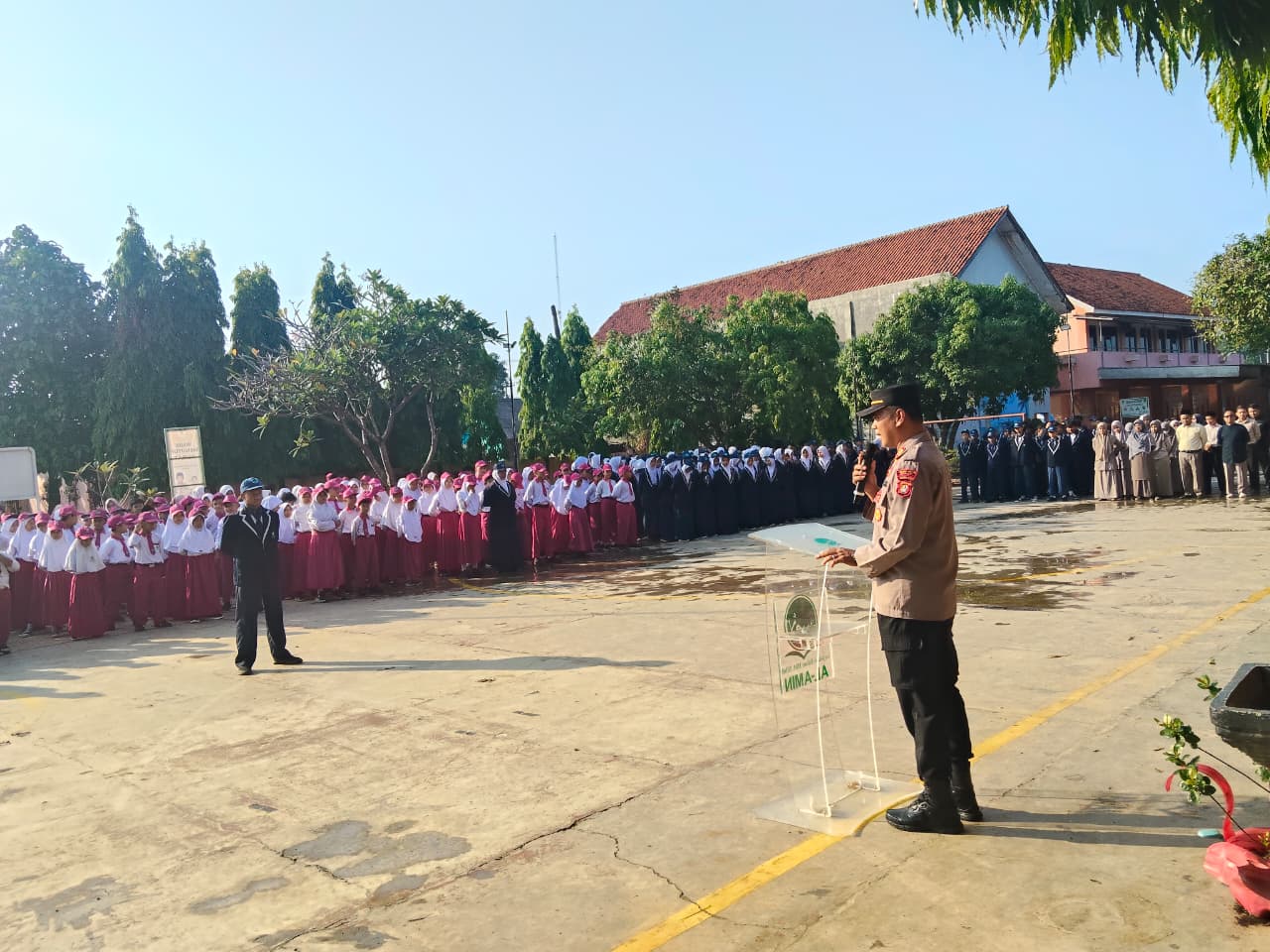 Cegah Kenakalan Remaja, Kapolsek Setu Ajak Siswa SMP Plus Al Amin Bijak ...